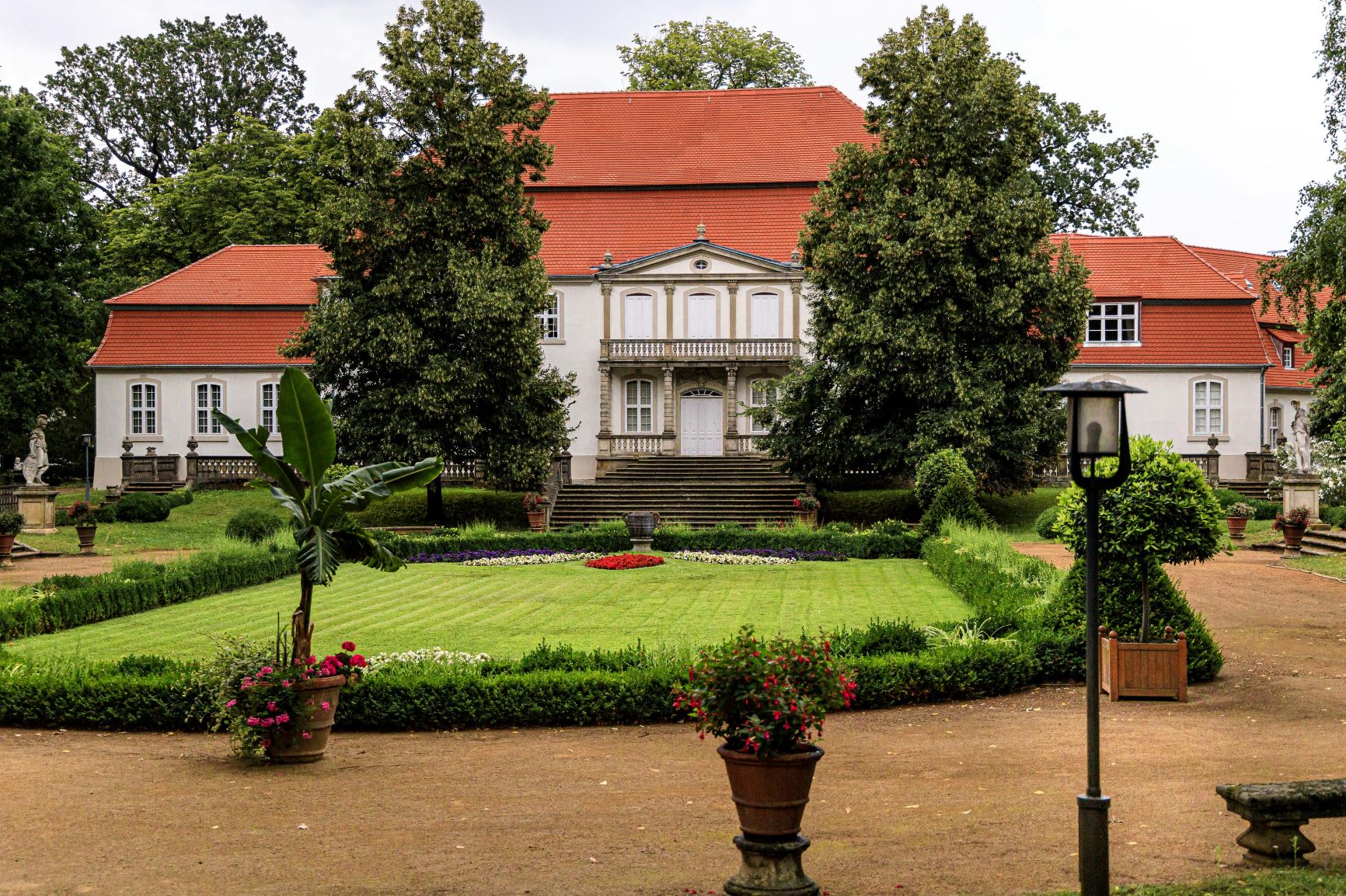 Gallery - Schloss Wiepersdorf (en)